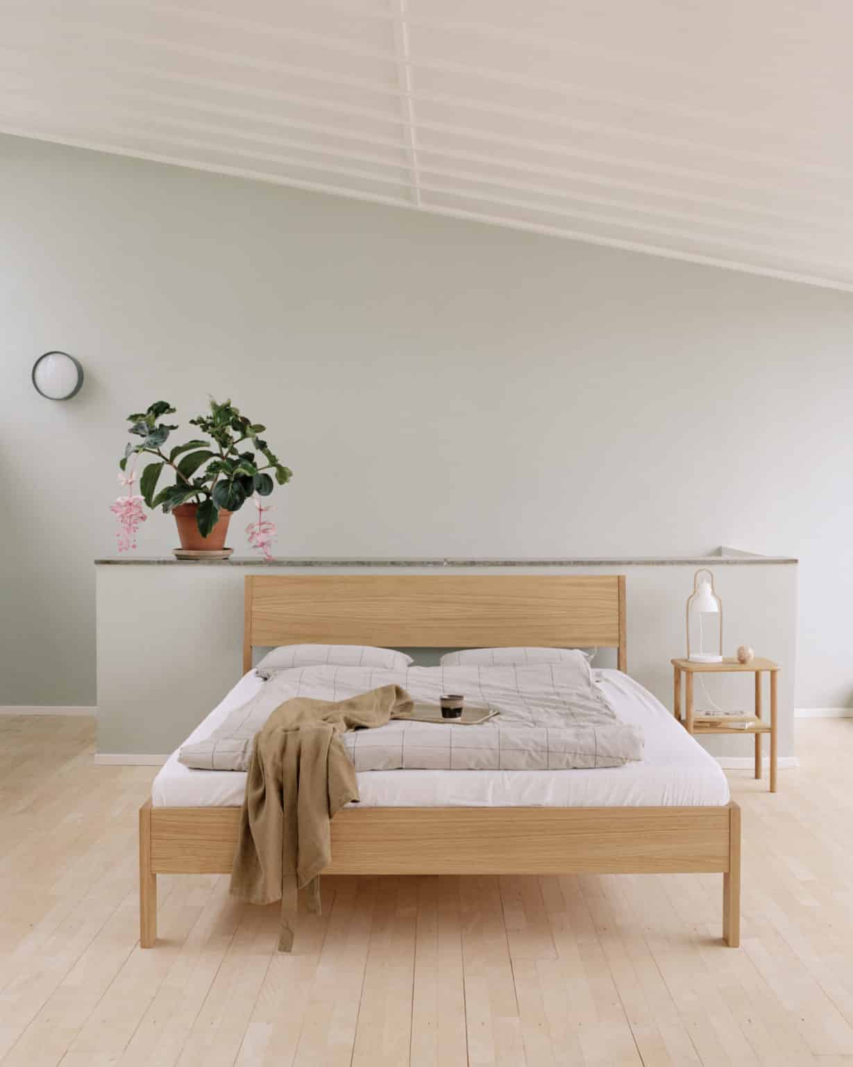 RYE Ejer Bed Frame - Norsk Sengesenter